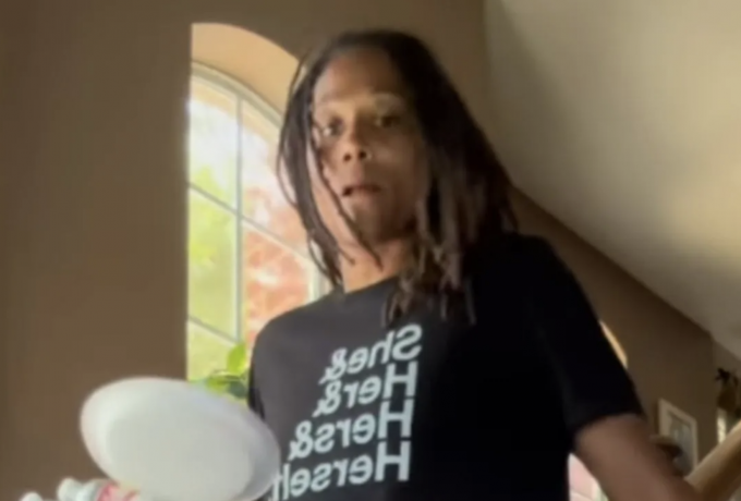 Σοκάρει η Μάριον Τζόουνς: «Τα γόνατά μου κρέμονται από μια κλωστή, αλλά ακόμα στέκομαι όρθια» | SDNA